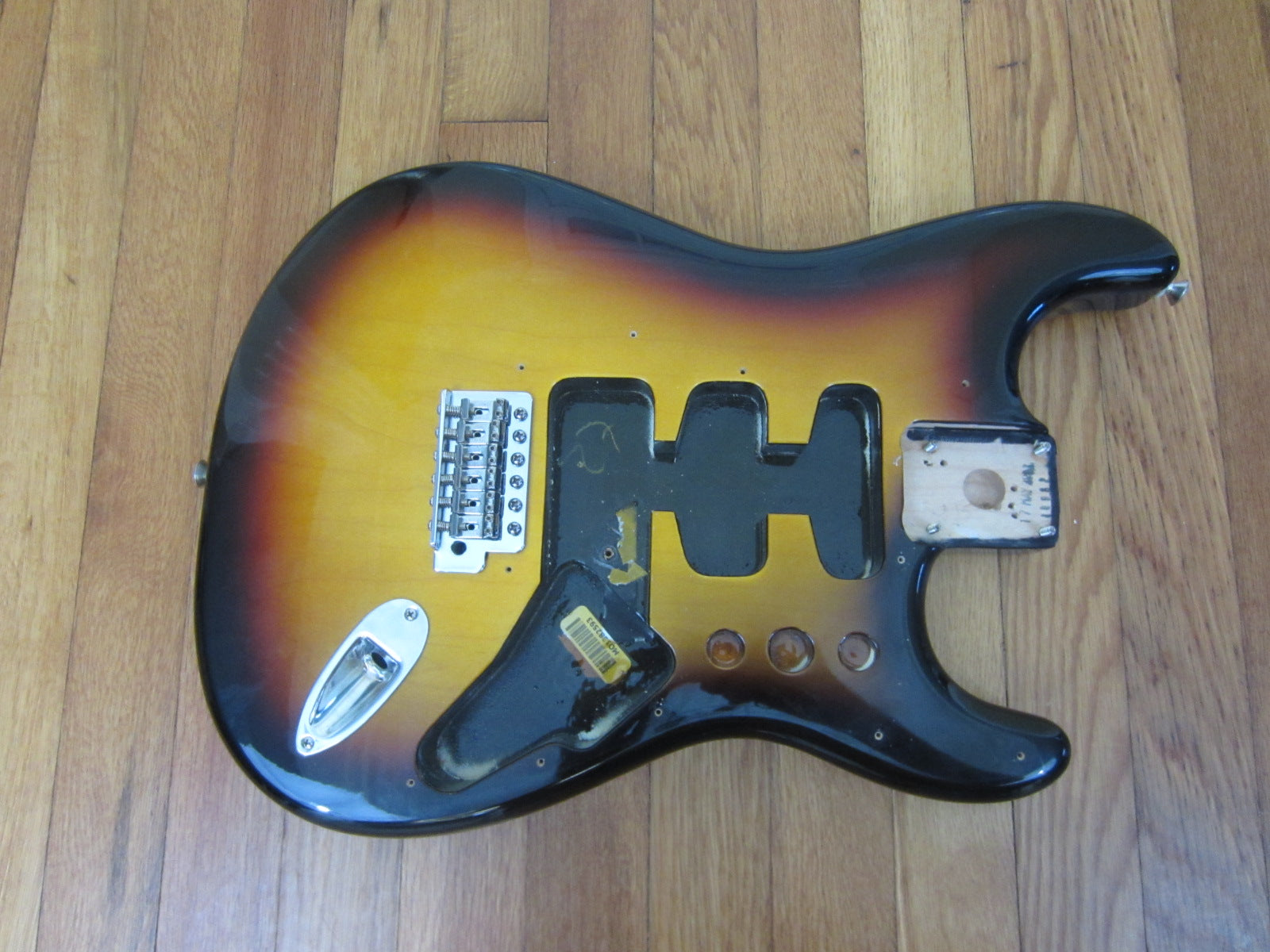 2007 Fender Standard Stratocaster Body | 3-Tone Sunburst, PW29 Bridge ...