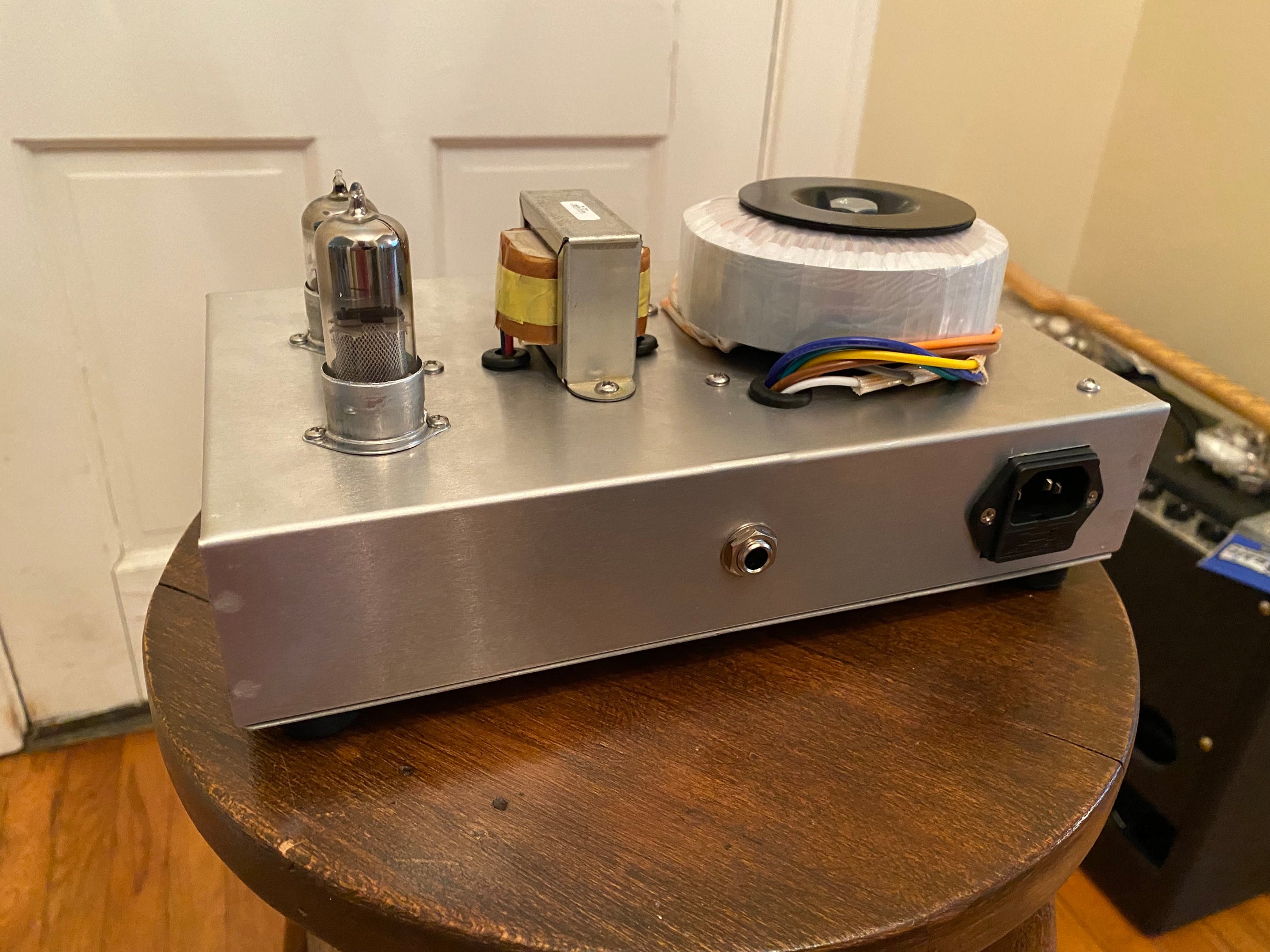 Champ Micro 1W EF80 Output Tube | Designed by Rob Robinette, Sounds Fa ...